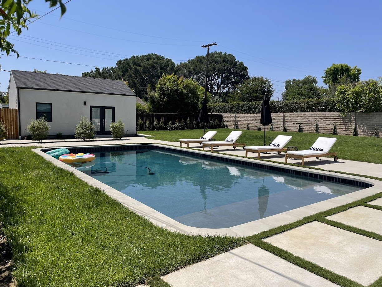 400 SQFT Guest House ADU in Los Angeles.